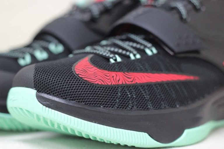 Nike KD7 Bad Apple - Sneakers.fr