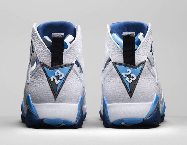 Air Jordan 7 Retro « French Blue » disponible - Sneakers.fr