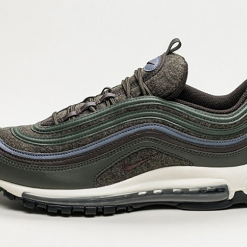 Nike «Corduroy» Pack