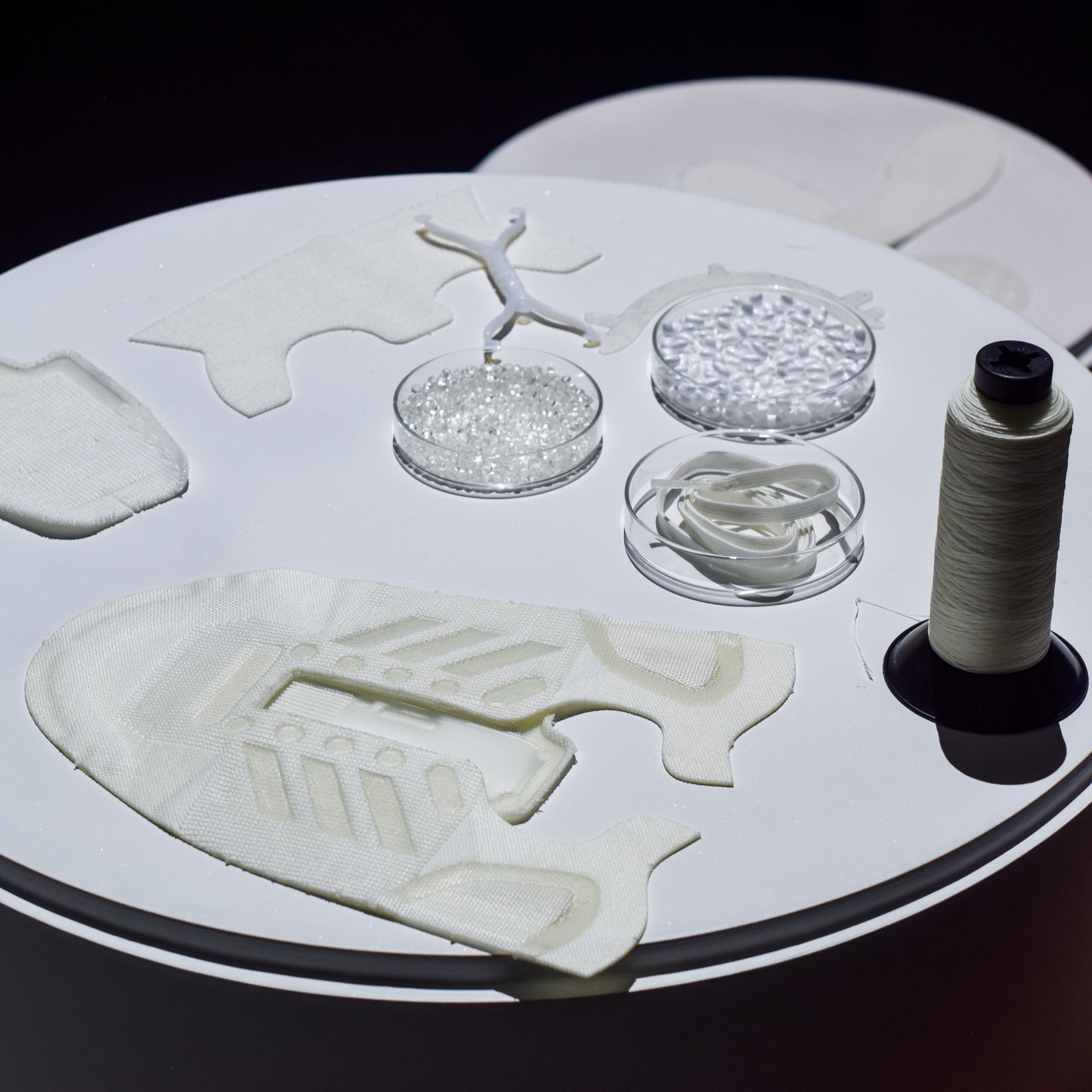 adidas Futurecraft Loop - Sneakers.fr