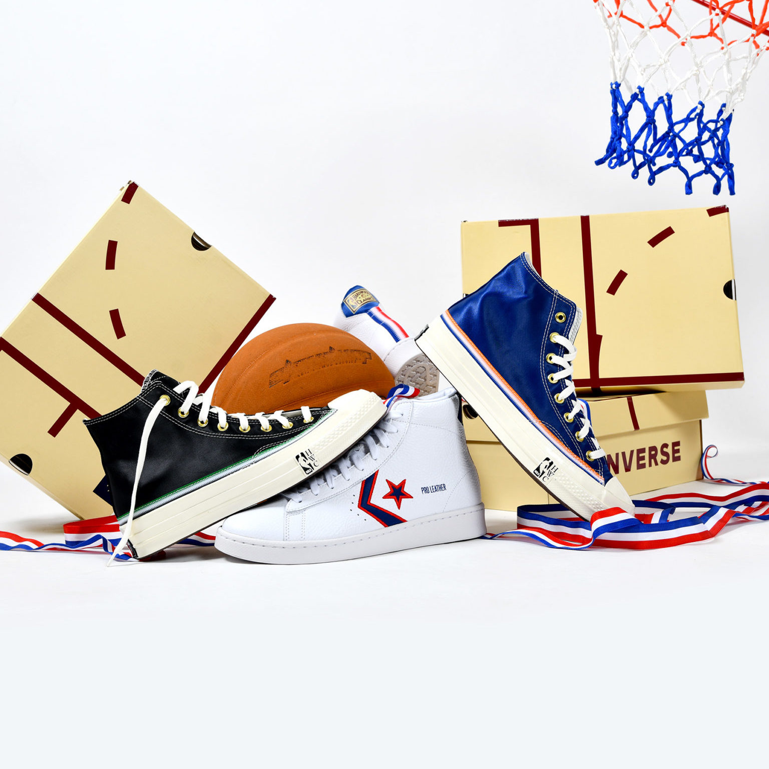Pack Converse "Breaking Down Barriers" - Sneakers.fr