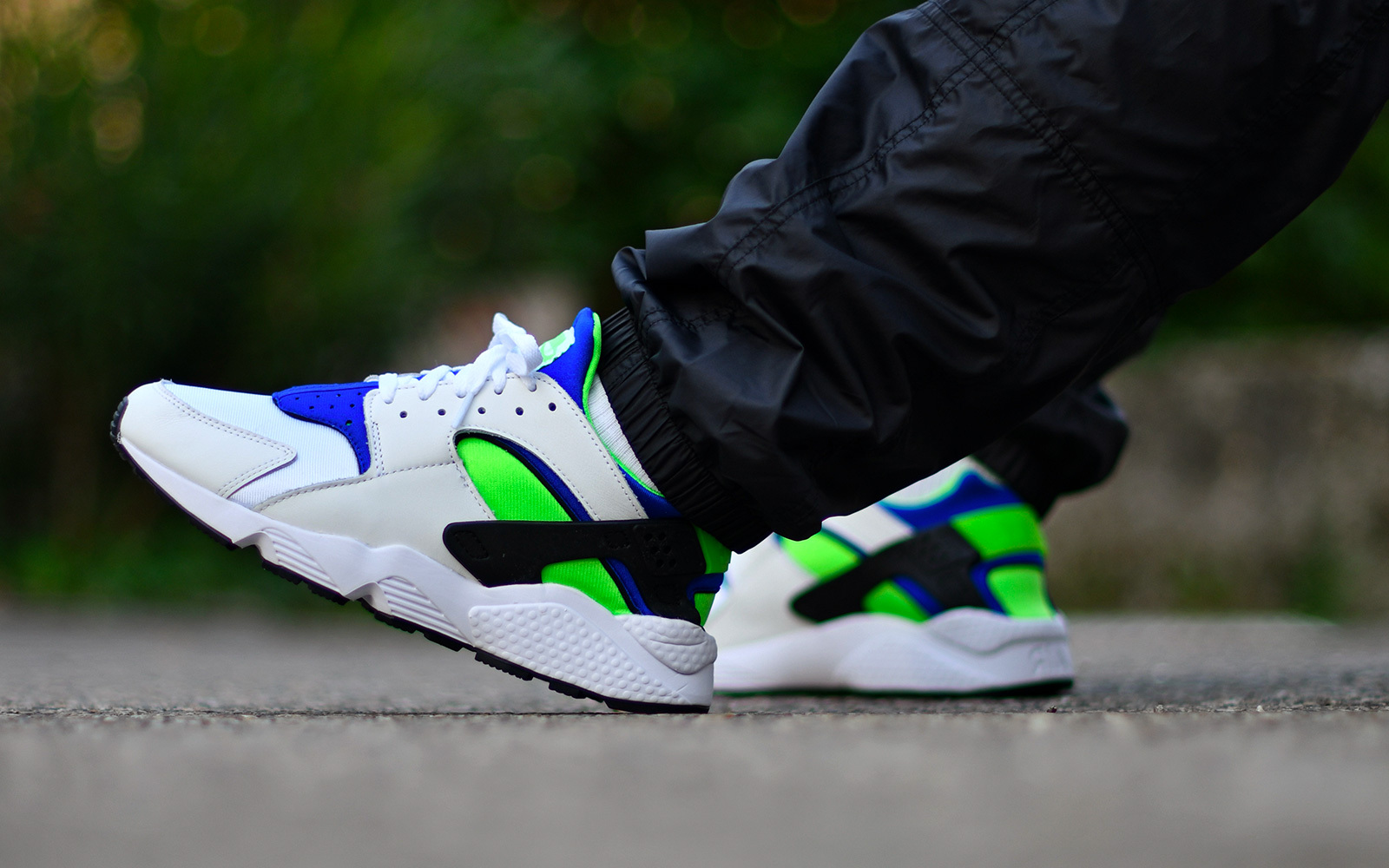 Nike Air Huarache OG Scream Green - Sneakers.fr