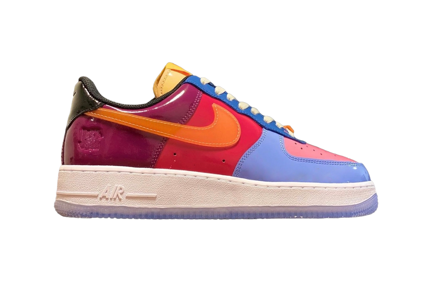 Nike Air Force 1 Multi-Patent x Undefeated - Sneakers.fr