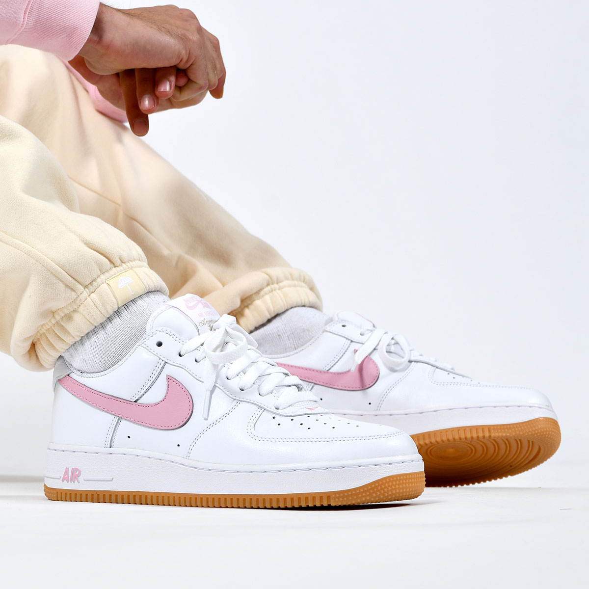 Nike Air Force 1 Low Color Of The Month Pink - Sneakers.fr