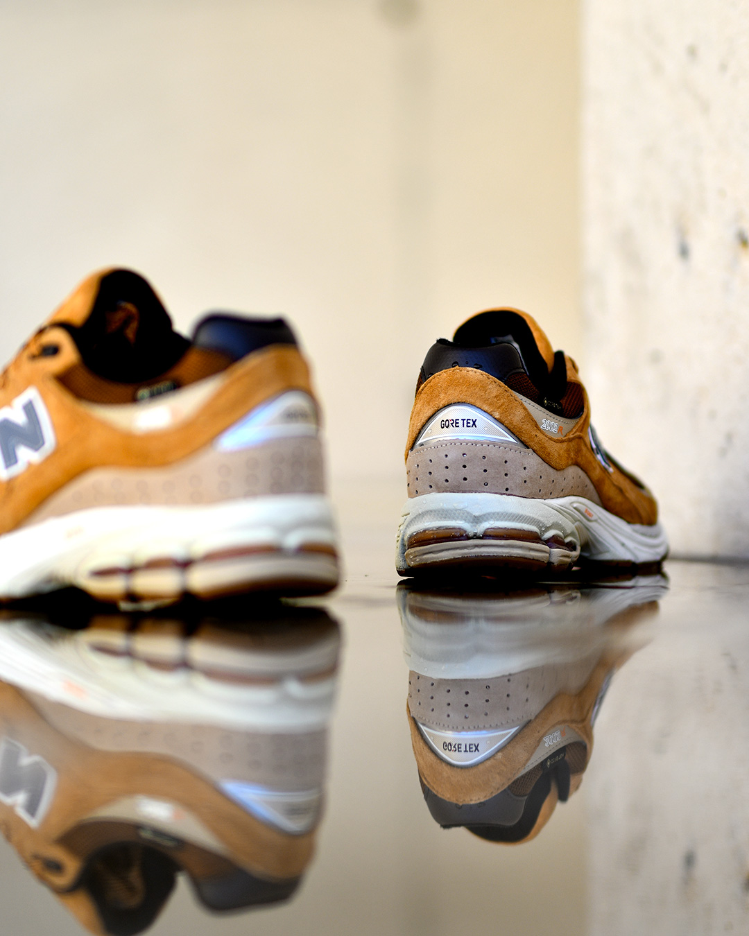 New Balance M2002 RXG Gore-Tex Tobacco - Sneakers.fr