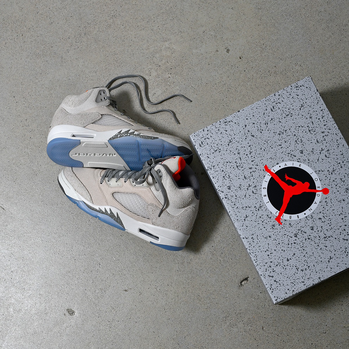Air Jordan 5 Retro SE Craft Light Orewood - Sneakers.fr