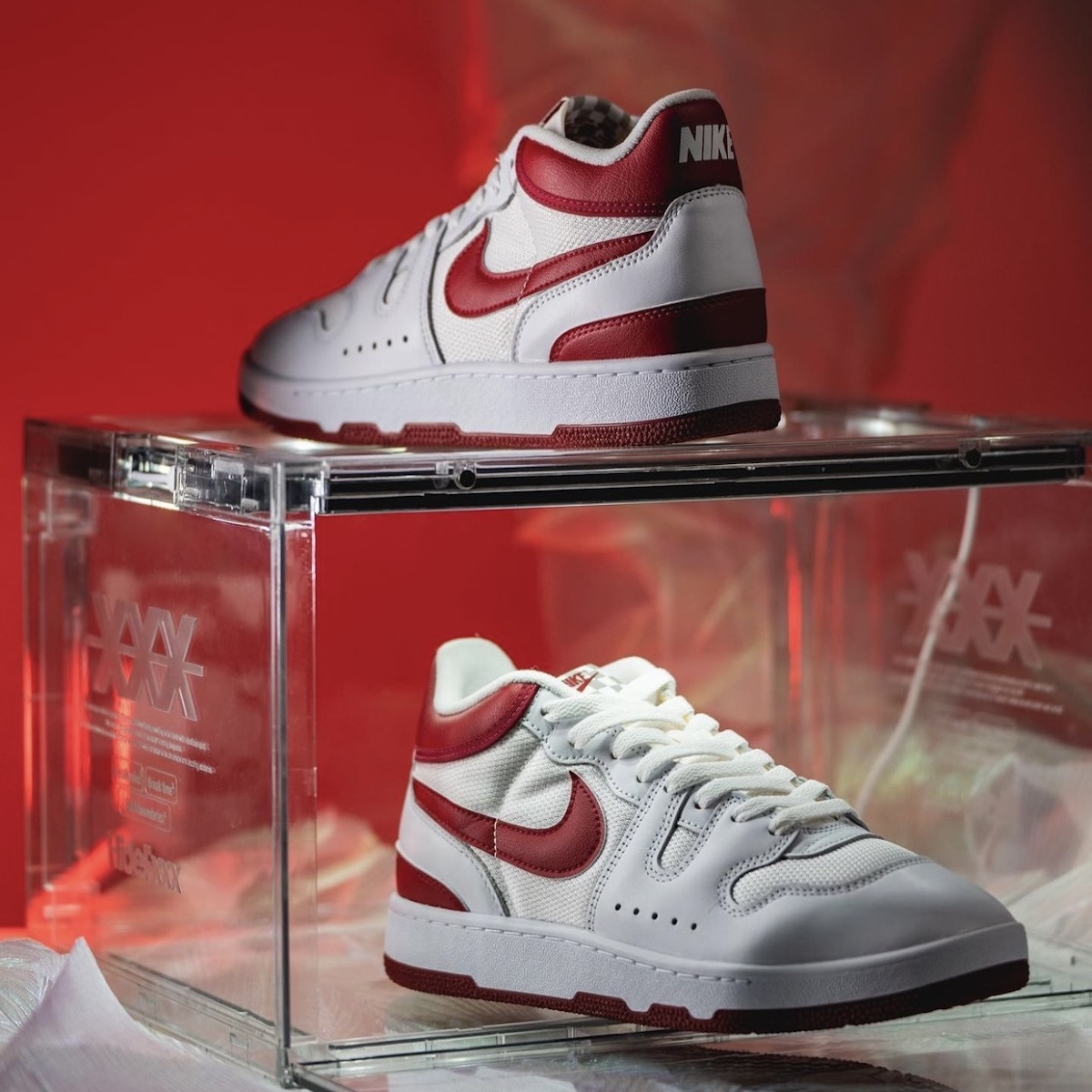 Nike Attack SP QS White Red Crush - Sneakers.fr