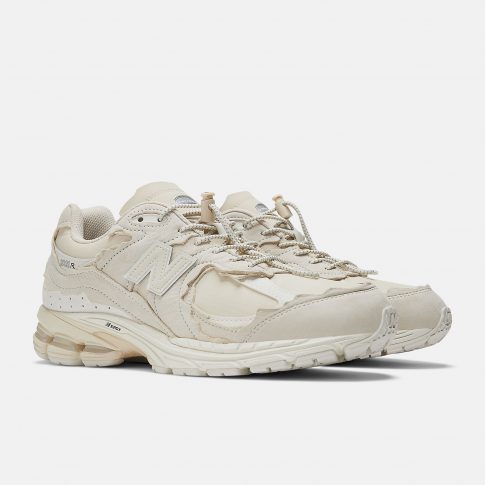 New Balance 2002R Protection Pack Ripstop - Sneakers.fr